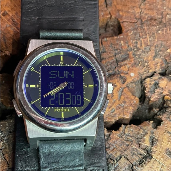 Fossil | Accessories | Vintage Fossil Digital Watch | Poshmark